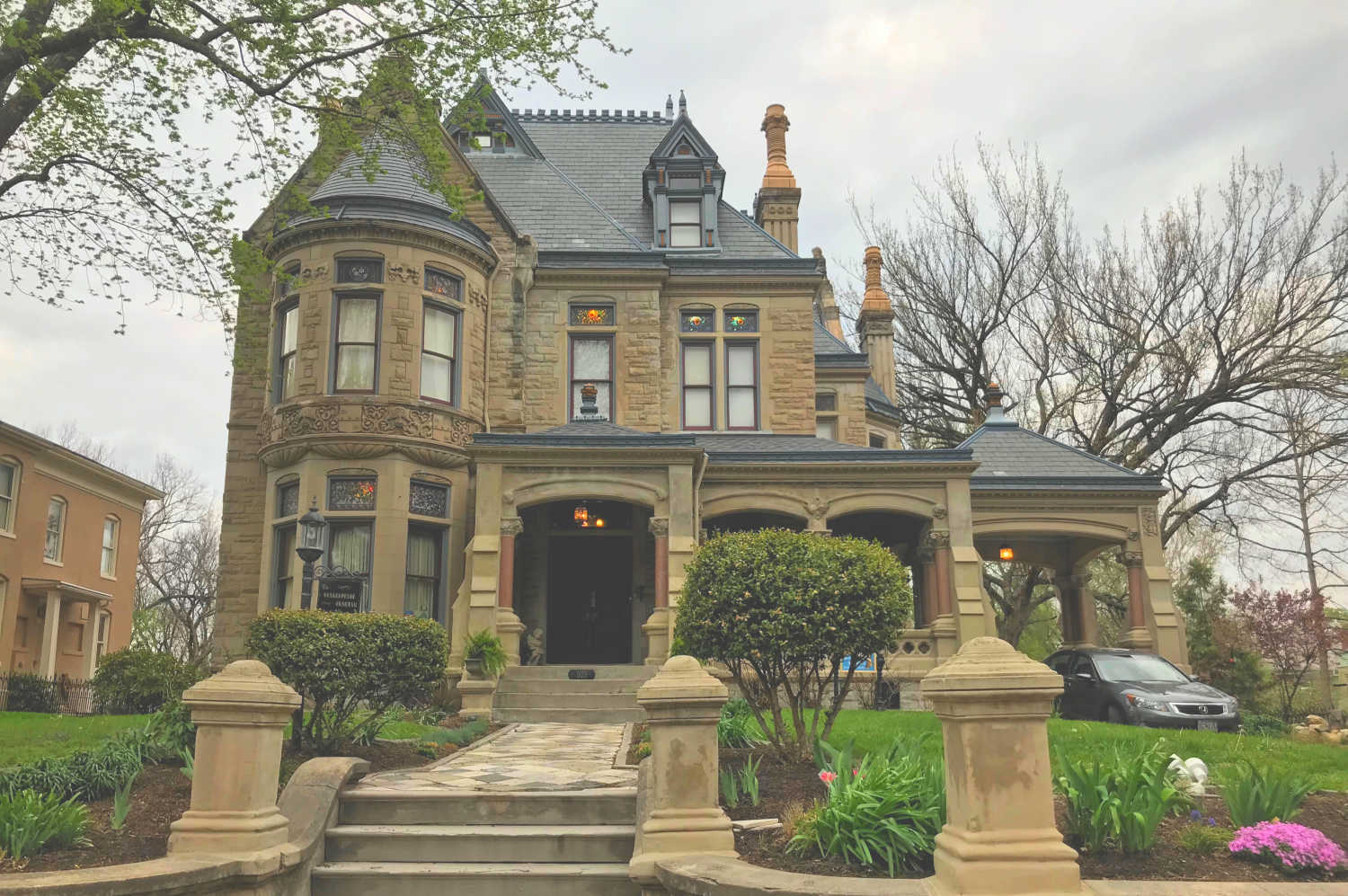 Christmas at the Chateau - Uncommon Character - St. Joseph, MO